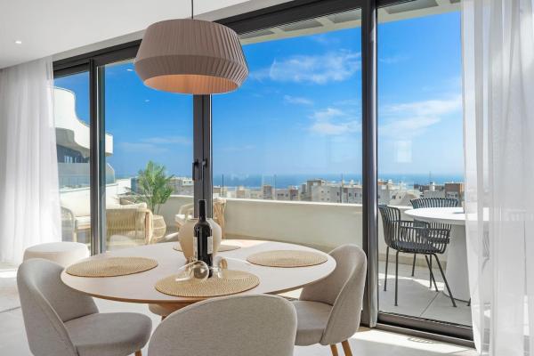Higueron Sea View Penthouse 2br - Fuengirola