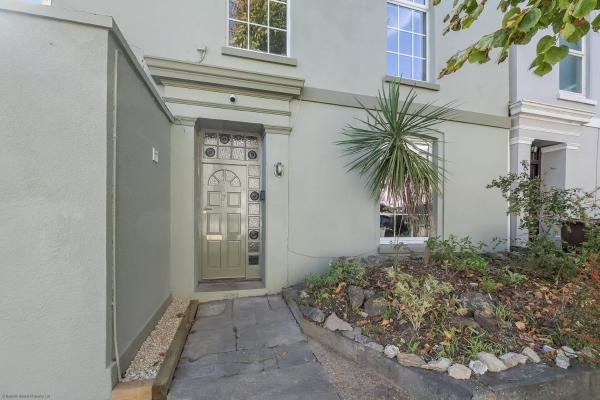 7 Victoria Place - Plymouth