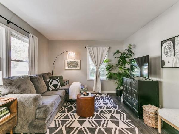 1402 Crescent - Ames, IA