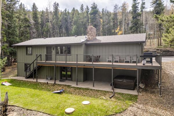 Hot Tub And Game Room Peaceful Retreat In Evergreen - Evergreen, CO
