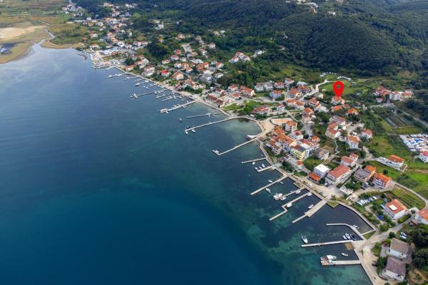 Apartments By The Sea Supetarska Draga - Donja, Rab - 15983 - Supetarska Draga