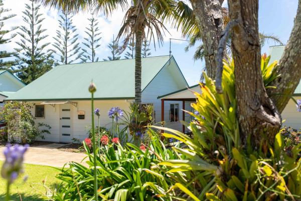 Poinciana Cottages - Norfolk Island
