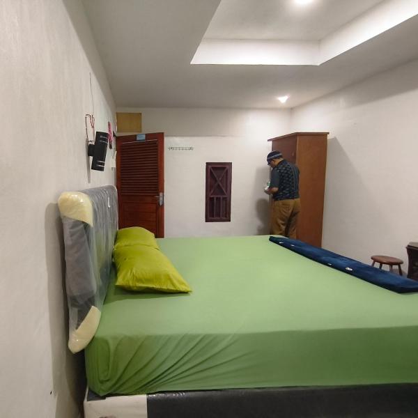Loox Hotel Grand Aroya - Mataram