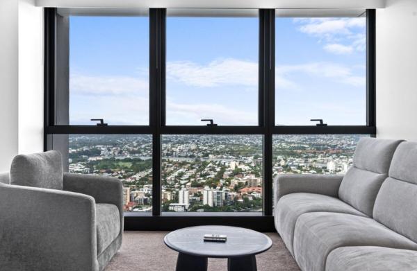Arabian Nights-level 60-meriton Suites- Free Parking - Spring Hill