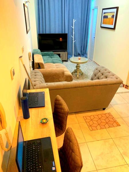 Come Experience Dubai Marina With Luxury Capsule - Dubai