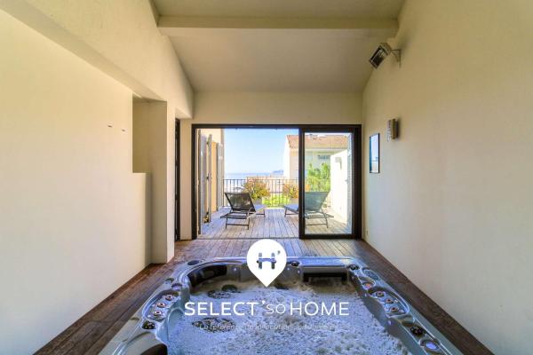 Select'sohome - Villa Pour 8 Personnes Avec Jacuzzi, Vue Mer Et Parking Au Coeur Du Lavandou ! - Villa Moun Pantai - Le Lavandou