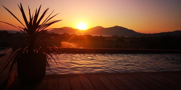 Rez De Villa Face à La Mer - Porticcio