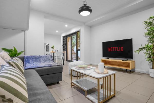 Darlinghurst Nsw 2 Bedroom Apartment With Netflix - Coogee