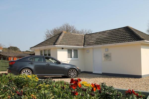 Honeysuckle Cottage With Hot Tub Park Facilities - Lymington