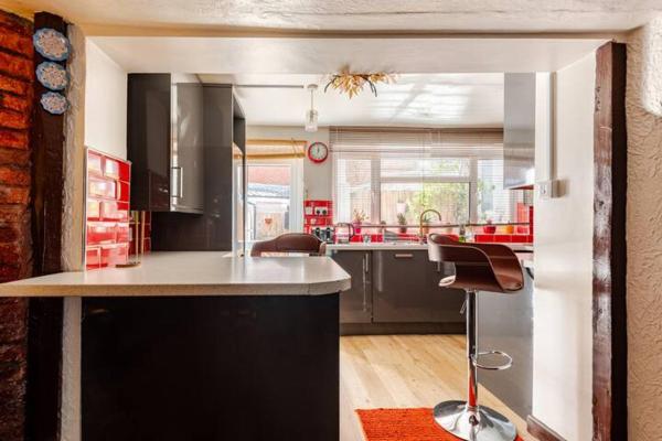 Character 2-bed Cottage In Gloucester City - Gloucester