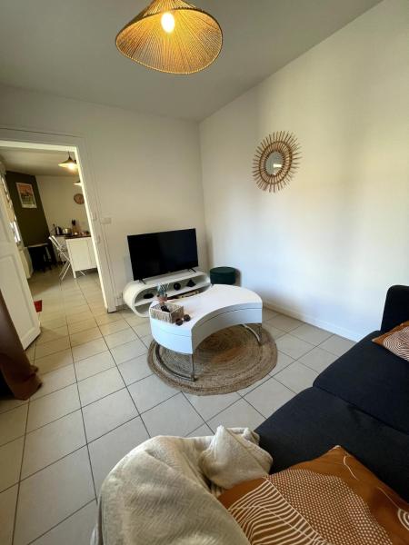 Charming House With Terrace - Laval, France