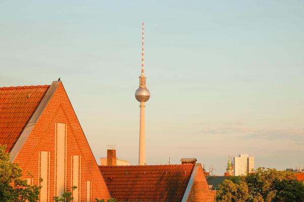 1a-lage, Blick - 2 Großzügige Zimmer Mit Balkon & Bad Auf Eigener Etage -- Super Central, View - 2 Big Rooms With Balcony & Bathroom - 柏林