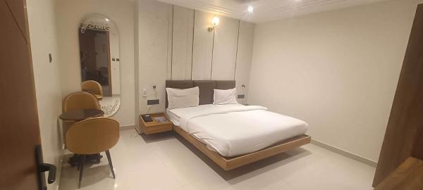 Townhouse Dharampur Railway Station - Dehradun