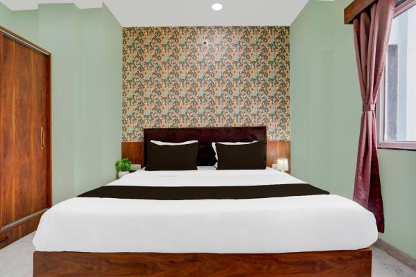 Hotel O Sacred Tree - Indore