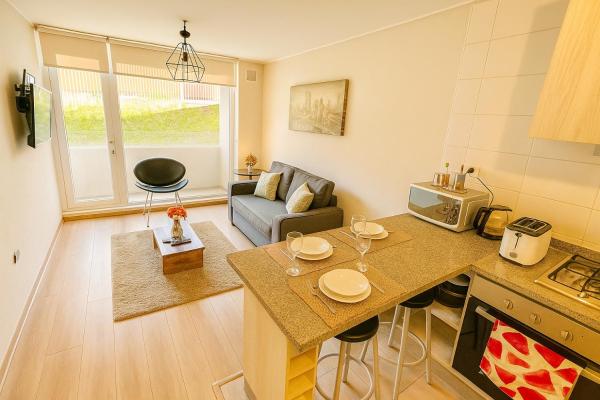 Apartamento En Exclusivo Barrio Lomas De San Andrés Con Estacionamiento - 