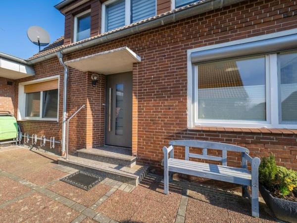 Holiday Home With 3 Bedrooms - Greetsiel