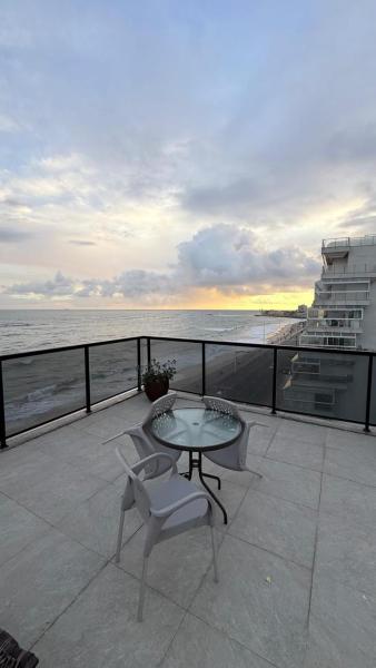 Flat Pituba Sol - Conforto E óTima Localização - Salvador