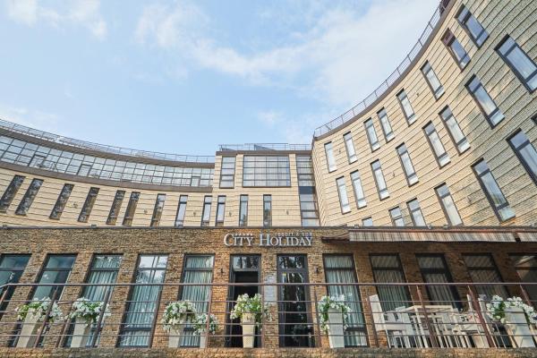 City Holiday Resort & Spa - Ирпень