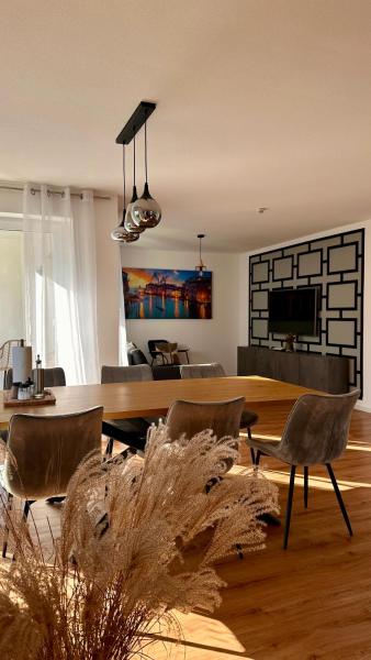 Amao Pearl - Rollstuhlgerechte Suite - 94 Qm - Balkon & Tiefgarage - Aufzug - Nähe Messe - Bis 10 Pers 2whg - Offenbourg