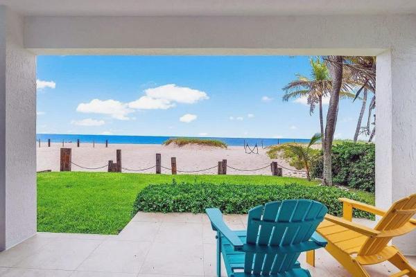 Beachfront Two-bedroom Condo With Direct Ocean Access - Deerfield Beach, FL