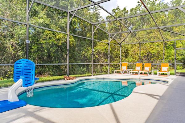 A-pop Of Sunshine At Ellis Exclusive Villas - Florida