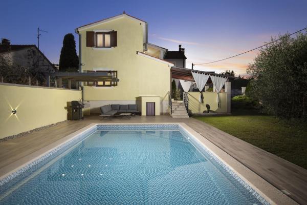 Captain Villa 2 Km To The Beach - Pula