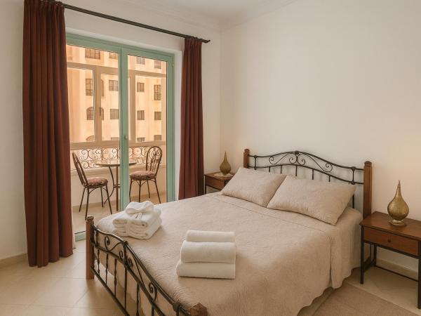 Cozy Apartment, 2 Bedrooms & Living Room - Marrakesh