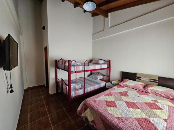 Mh Hostel - Misiones