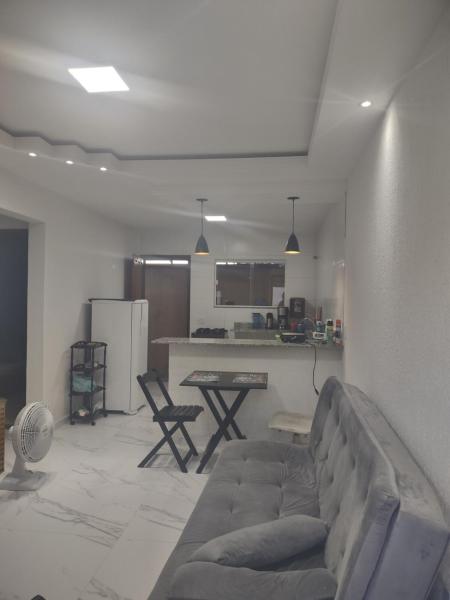 Casa Com 2 Quartos E Churrasqueira, No Alto Da Rasa - Armação dos Búzios