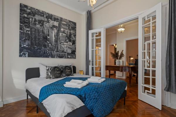 Old Town Hideaway 3 Bdrm - Bucarest
