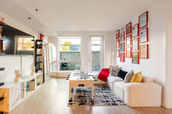 Modern Mile High In Sloans Lake - Westminster, CO