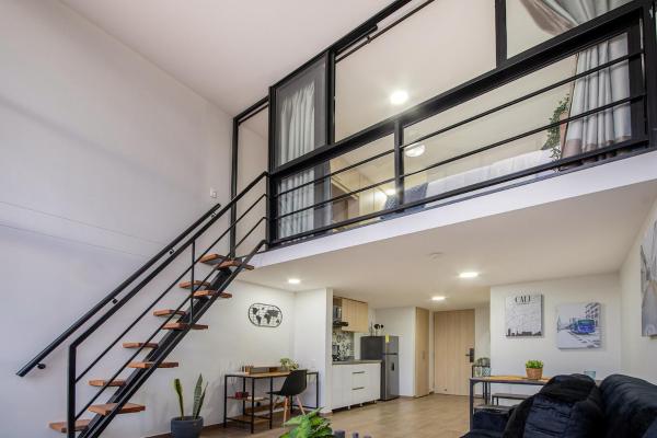 H103 I Spacious Luxury Duplex I Central - Yumbo