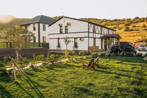 Camp Hotel Pura Vida - Tbilisi