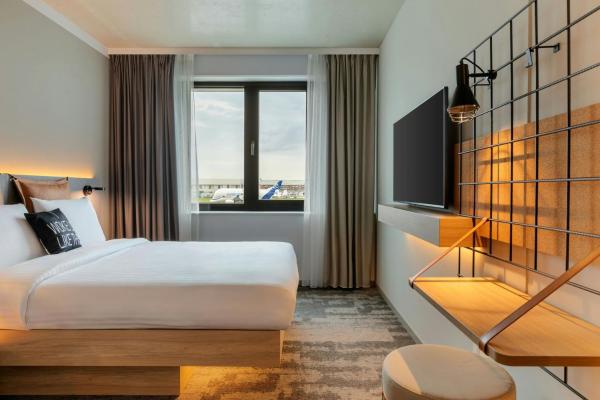 Moxy Hamburg - Finkenwerder - Halstenbek