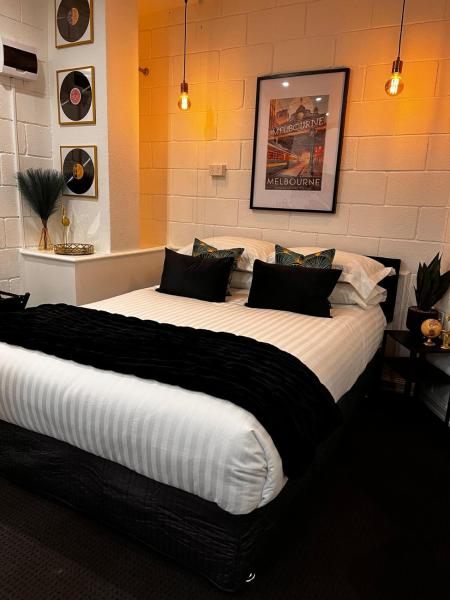Hidden Gem On Flinders St - Renovated Cbd Studio - Brighton