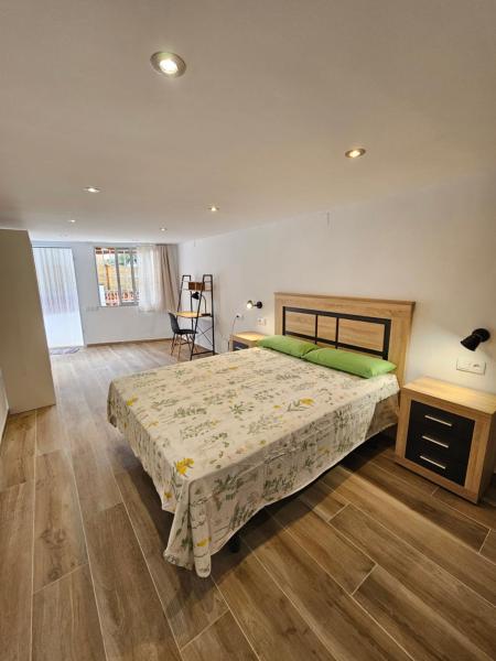 Modern Duplex Studio With Bbq - Tarragona, España