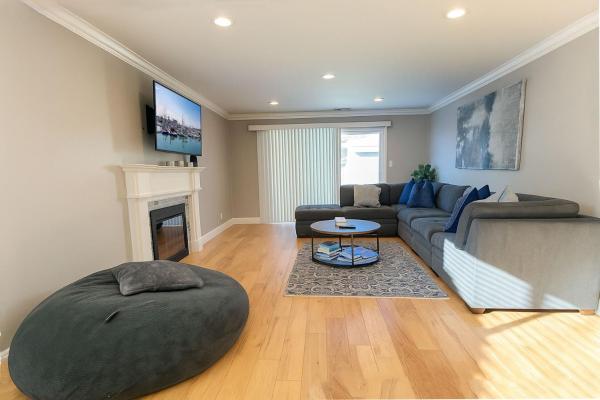 @ Marbella Lane Seaside Retreat, Walk To The Beach - Half Moon Bay, CA