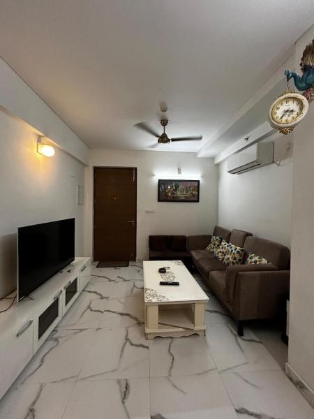 Happy Homz Stay, Entire Serene Apartment In The Heart Of Gurgaon - Gurugram