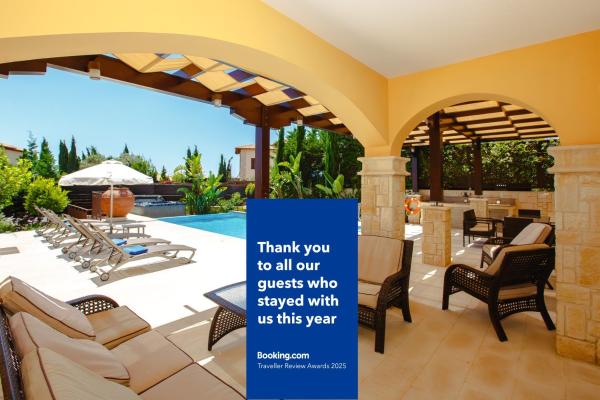 Luxury Villa Aj05 With Private Infinity Pool And Hot Tubs, Aphrodite Hills Resort - Chypre