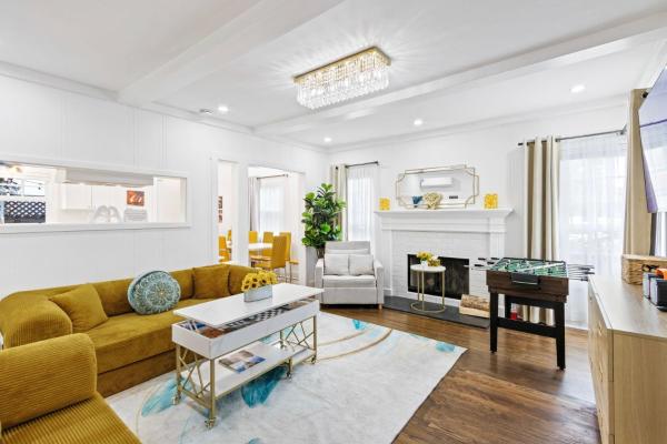 Beautiful Renovated House In Downtown Napa 4bd 2ba - Napa, CA