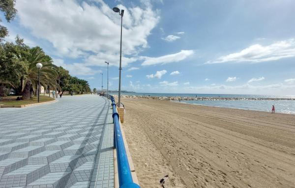 Amazing Apartment In Alicante With Wifi - Alicante