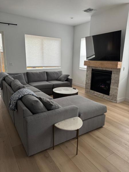 Mountain Pines Fall Getaway - Flagstaff, AZ