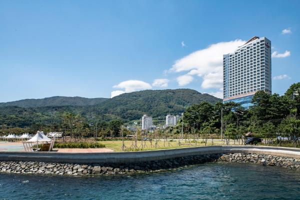 Hotel The Pora Suitz - Geoje
