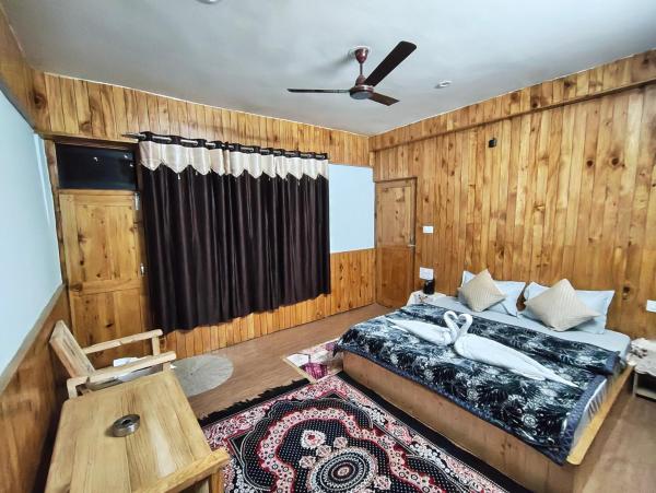 The Clifton Stays Jibhi - Jibhi