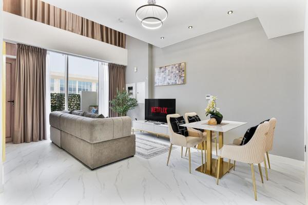 Stylish 1br Villa Near Global Village And Golf Clubs - Dubai