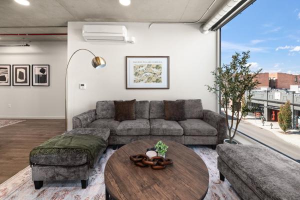 2br Cozy Apartment In Dt - Spokane, WA