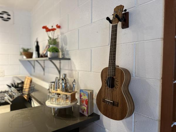 Ocean View Balcony, 4 Min Walk To Beach - Hawthorne, CA