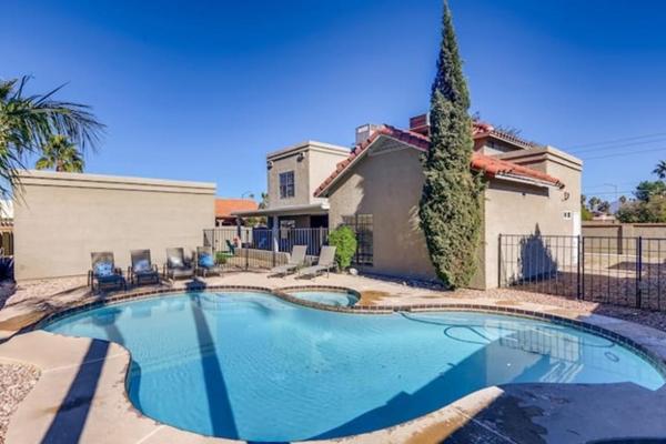 North Scottsdale Golf Escape - Phoenix, AZ