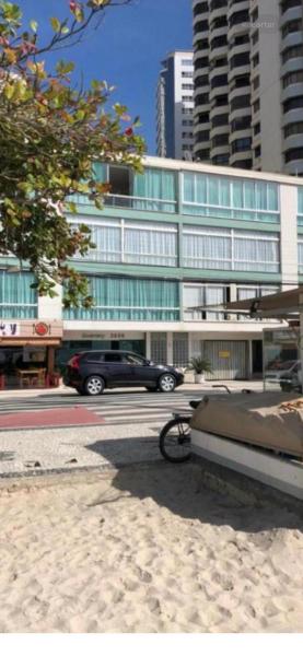 Apê De Fundos Em Condo Beira Mar Com Garagem E Wi-fi - Balneário Camboriú