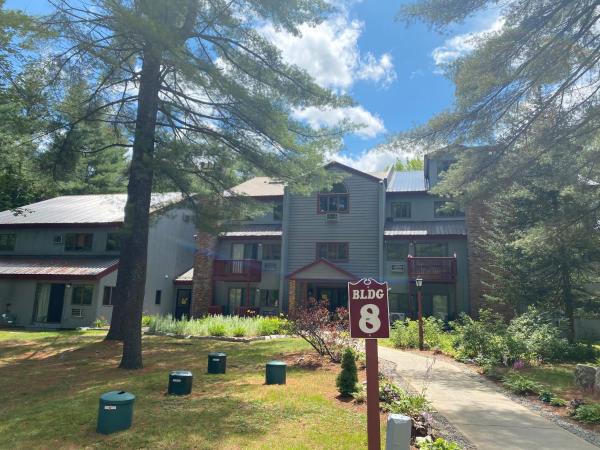 Attitash Hotel Room-ac, Pool, Hot Tub, Storyland - Jackson, NH